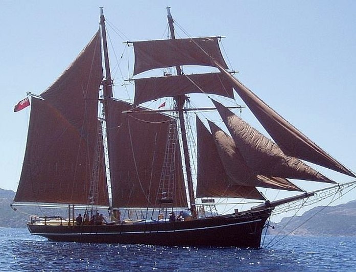 RHEA Yacht Photos - Nyborg