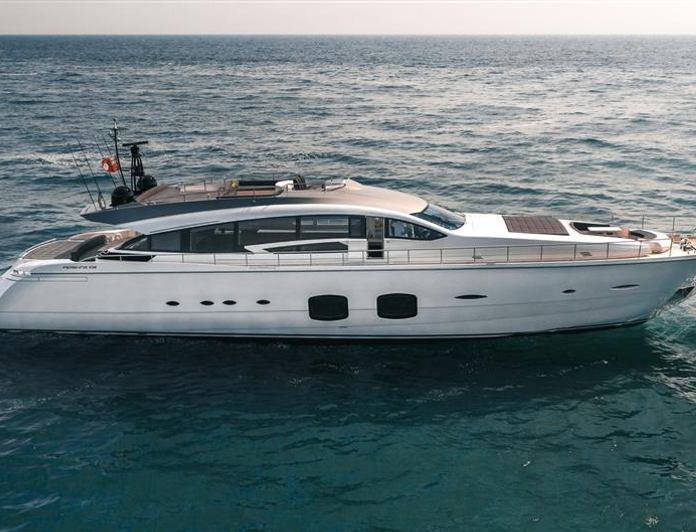 NAAV Yacht Photos - Pershing