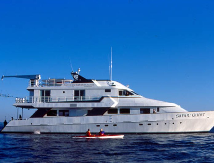 SAFARI QUEST Yacht Photos - 37m Luxury Motor Yacht for Charter