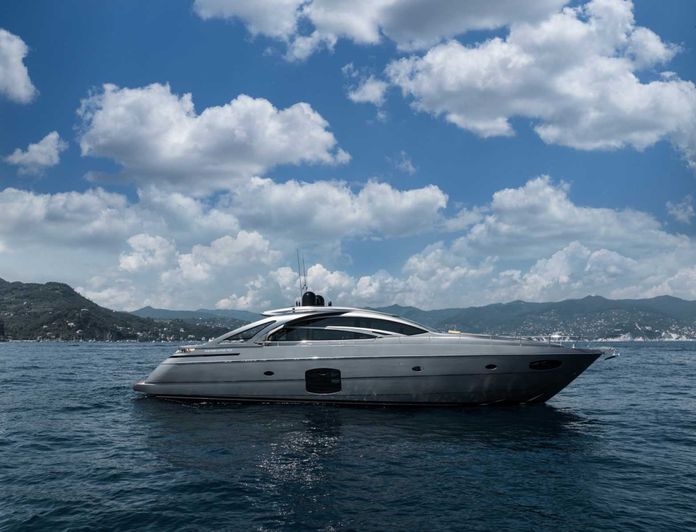 VELES Yacht Photos - 21m Luxury Motor Yacht for Charter