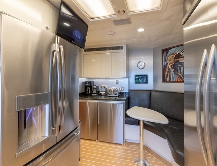 LONE STAR Yacht Photos - 40m Luxury Motor Yacht for Charter