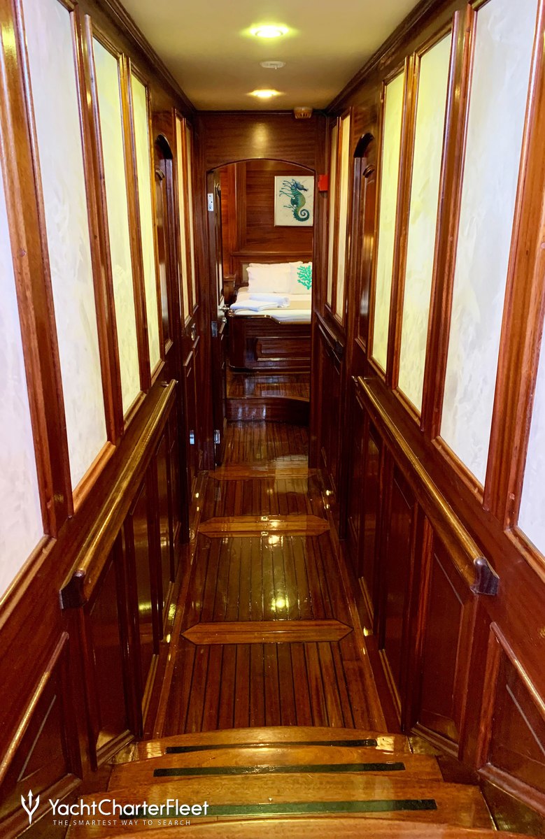 ELIANORA Yacht Photos - 39m Luxury Motor/Sailer Yacht for Charter