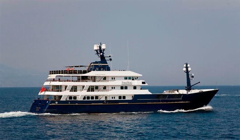 FORCE BLUE Yacht Charter Price - Royal Denship Luxury Yacht Charter ...