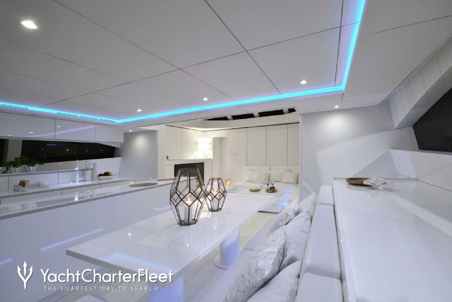 ROYAL RITA Yacht Photos - Sunreef Yachts